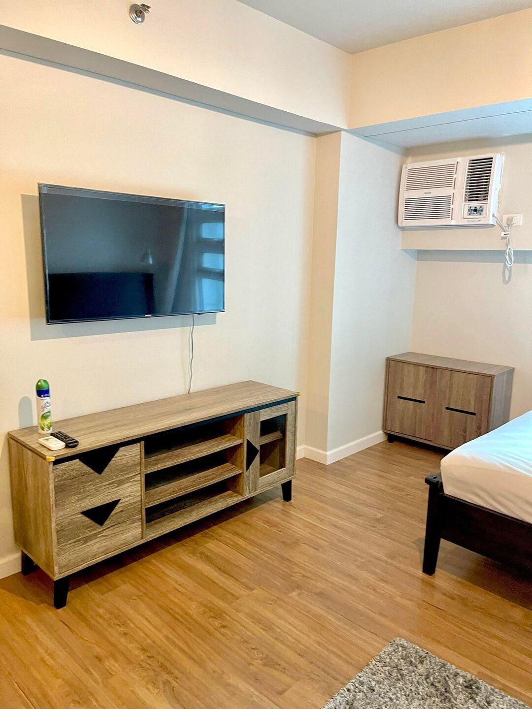 Kroma Tower – Studio Unit for Sale | Land Asia Realty